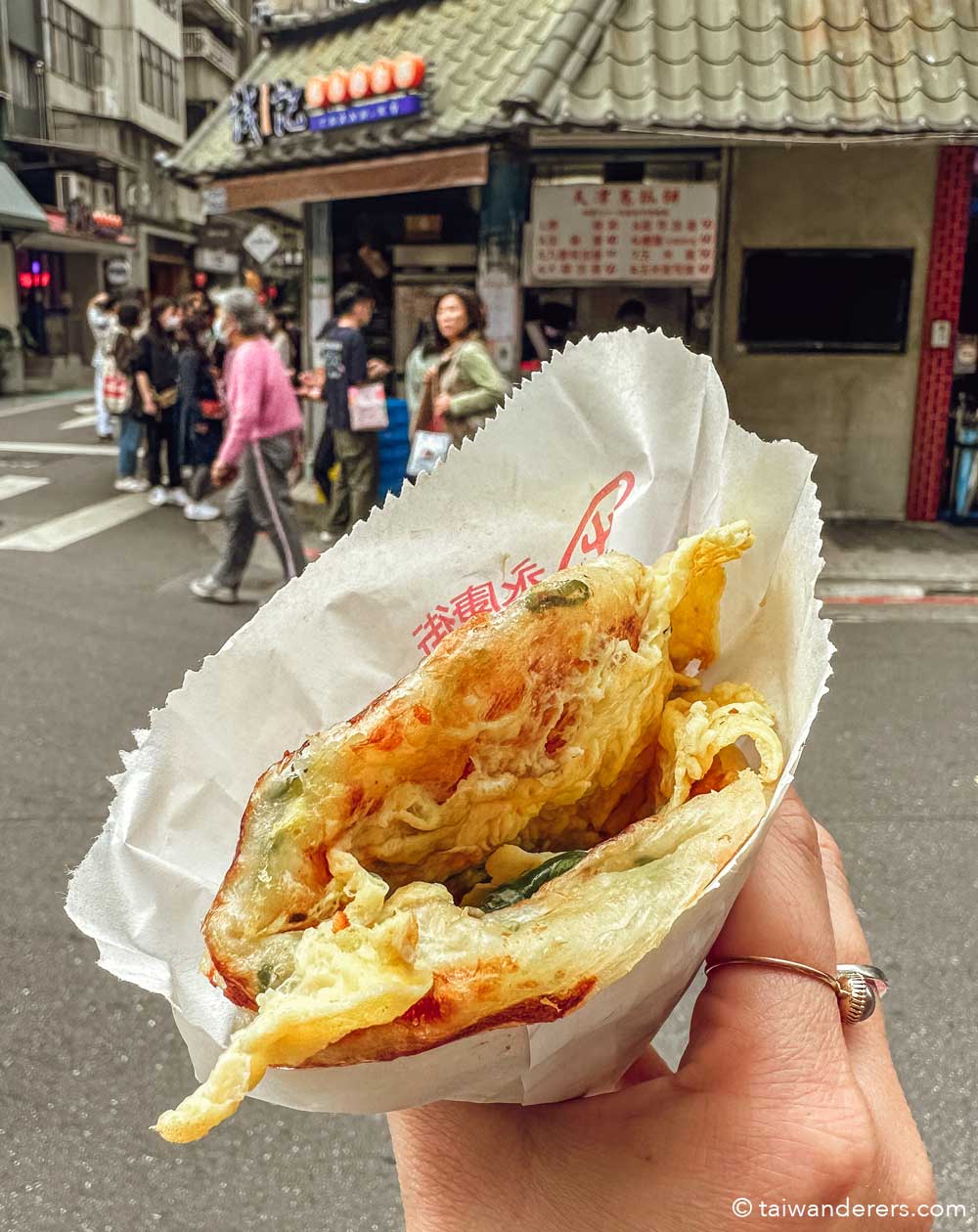 Taipei Tian Jin Scallion Pancakes in Yongkang Street - Taiwanderers