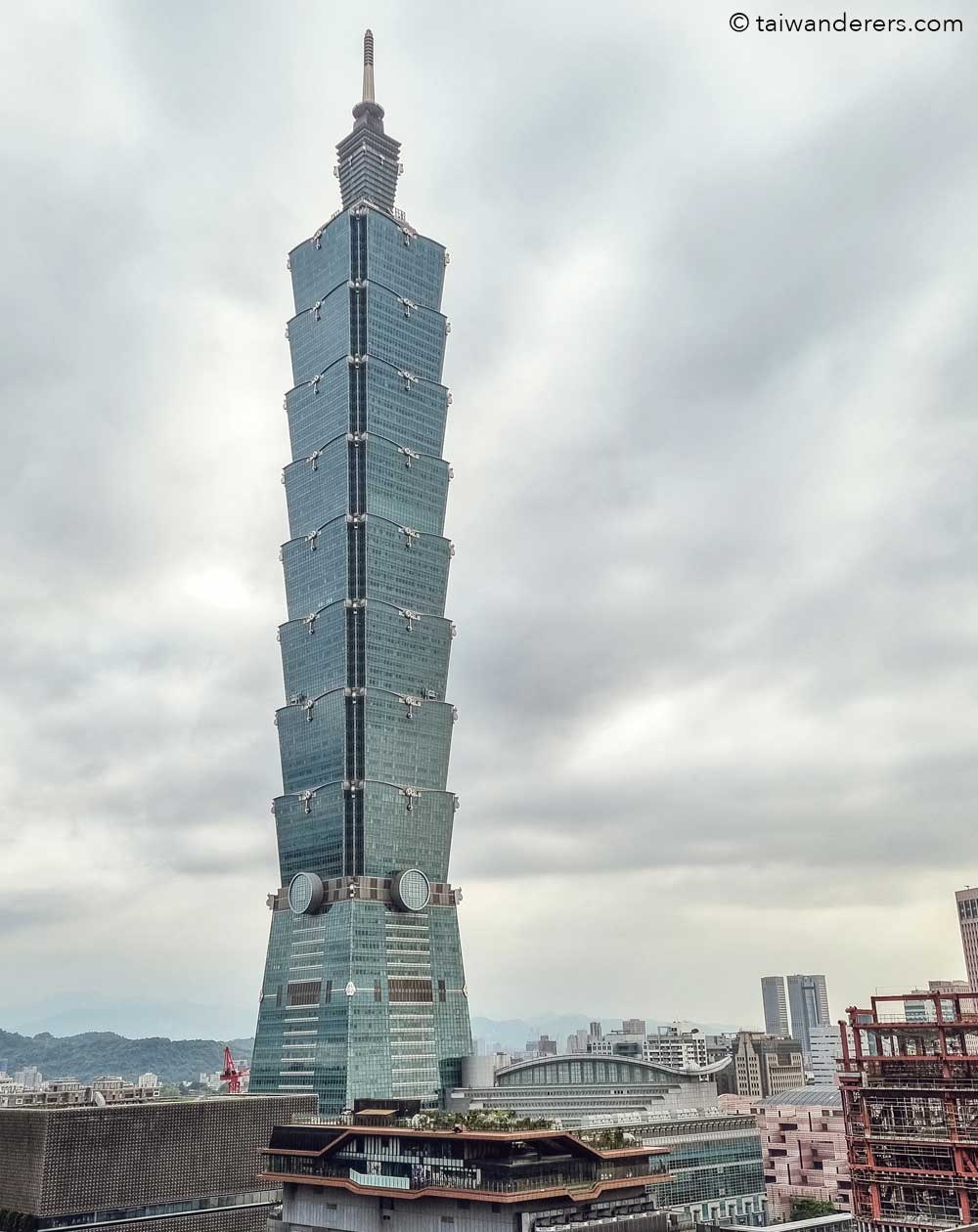 Simple Kaffa Sola cafe in Taipei 101 天空興波 (highest cafe in Taipei ...