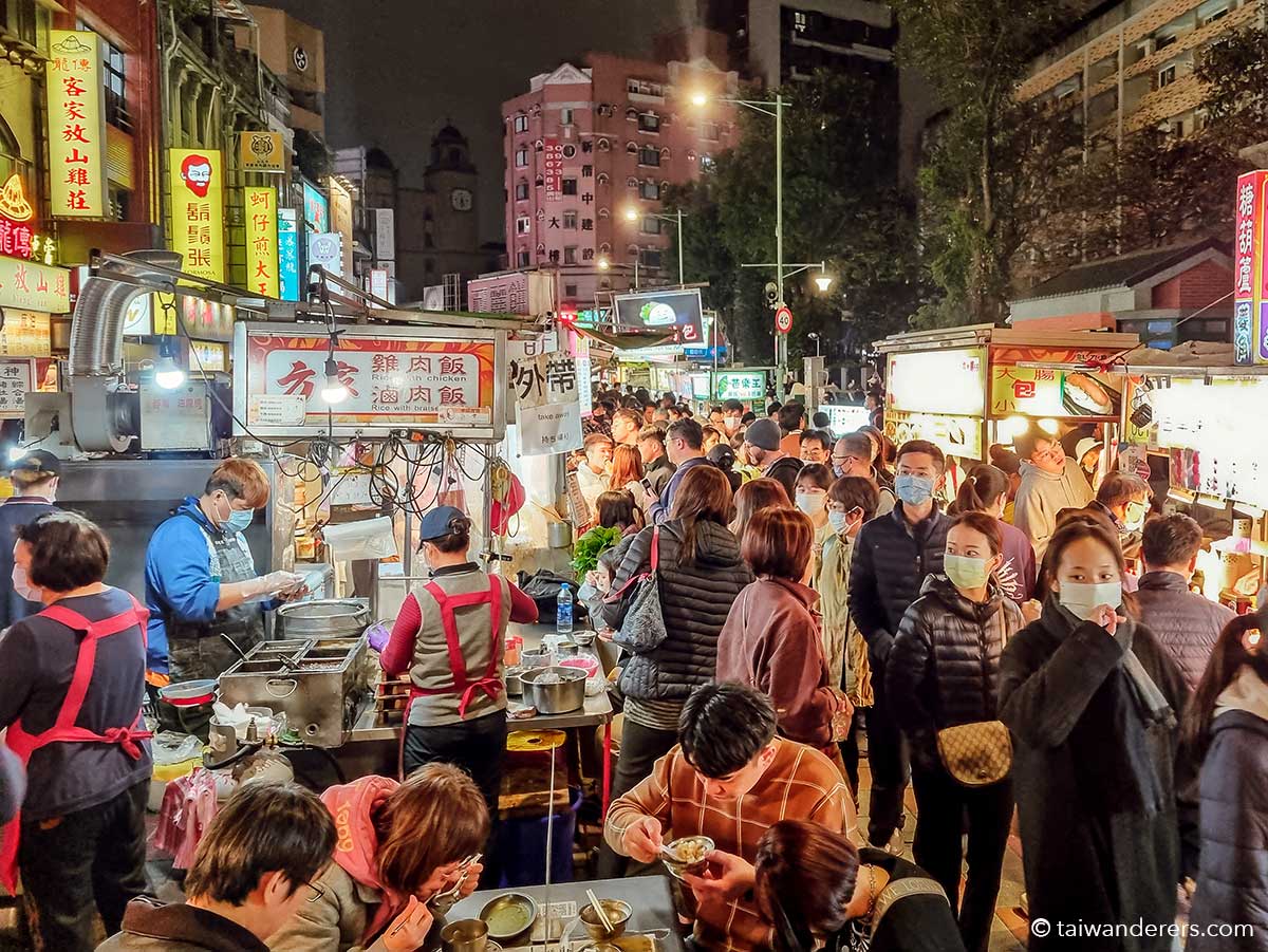 Ningxia Night Market in Taipei - Best Taiwan Foods To Try - Taiwanderers
