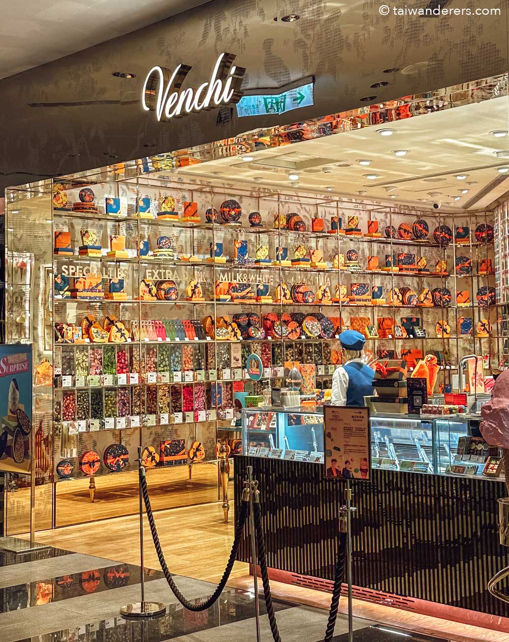 Taipei Shopping Malls - 23 Best Shopping Centers & Districts - Taiwanderers