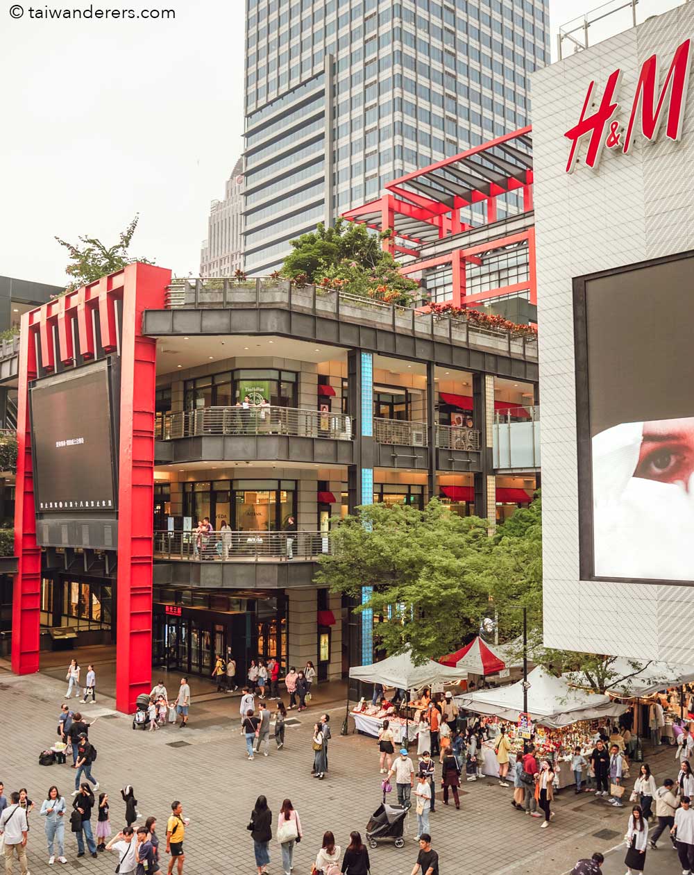 Taipei Shopping Malls - 23 Best Shopping Centers & Districts - Taiwanderers