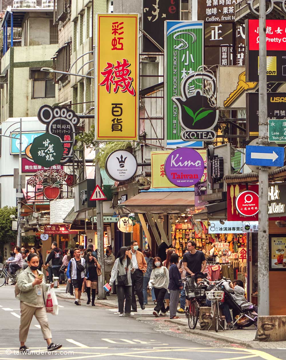 Where to stay in Taipei / 11 Best Neighborhoods in Taipei 2025 ...