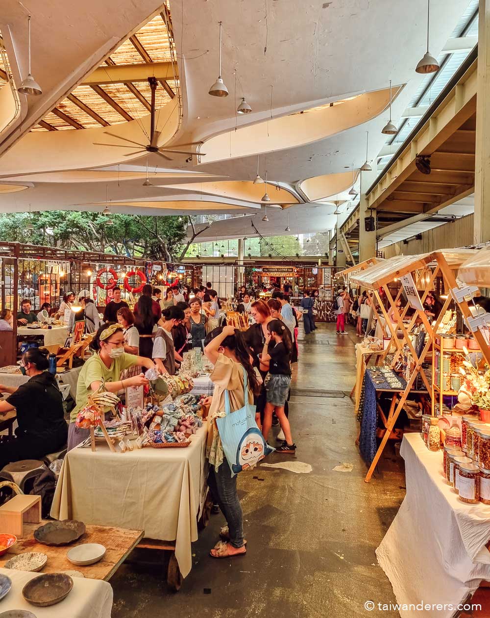 Where to stay in Taipei / 10 Best Neighborhoods in Taipei 2024 ...