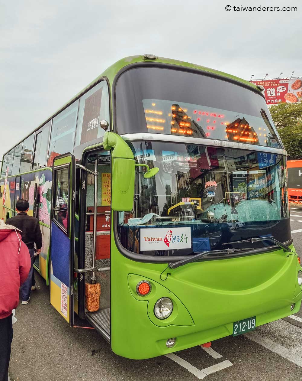 Chiayi to Alishan Bus Tickets - How To Book + Timetable 2025 - Taiwanderers